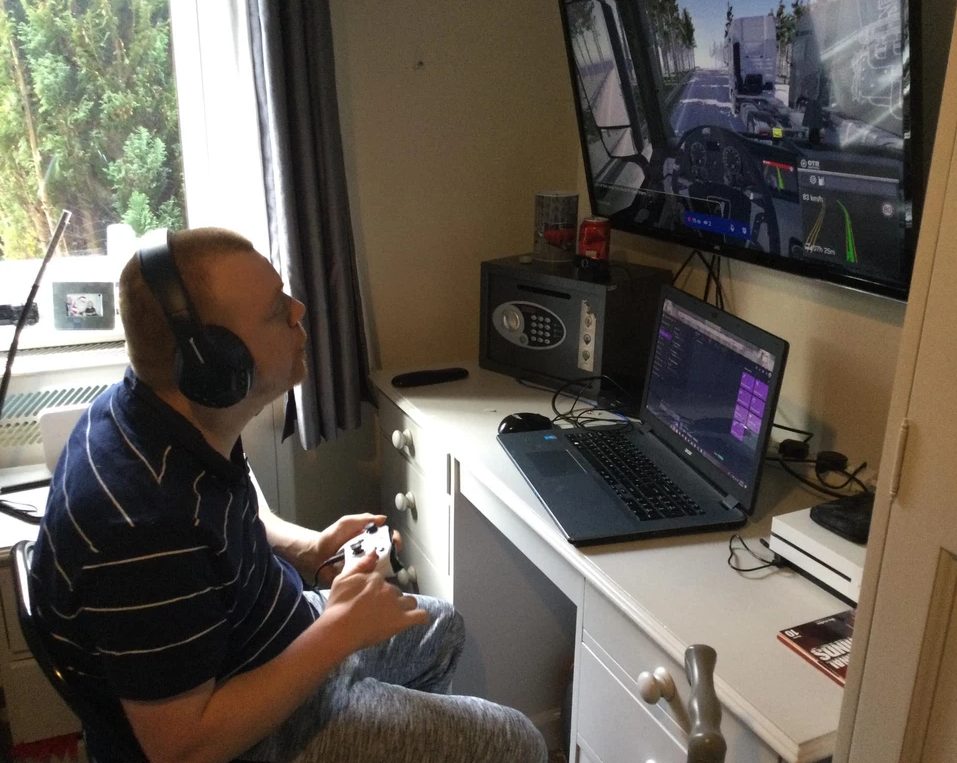 Hft | News | Man with cerebral palsy says gaming is a life saver